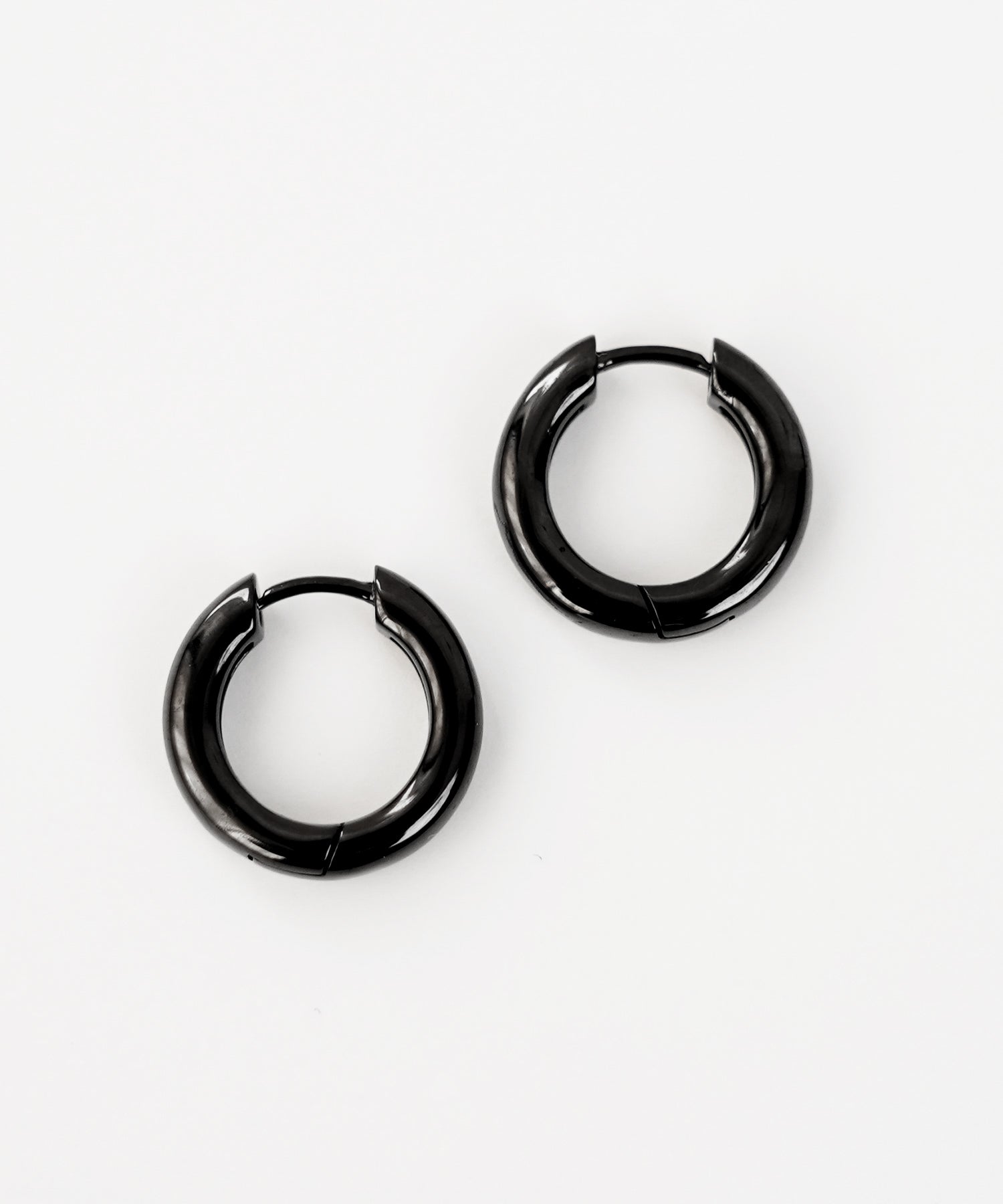 【ISOLATION / アイソレーション】Silver925 Wrap Pierce 15mm BLACK / ILP-0111B – ISOLATION JEWELRY